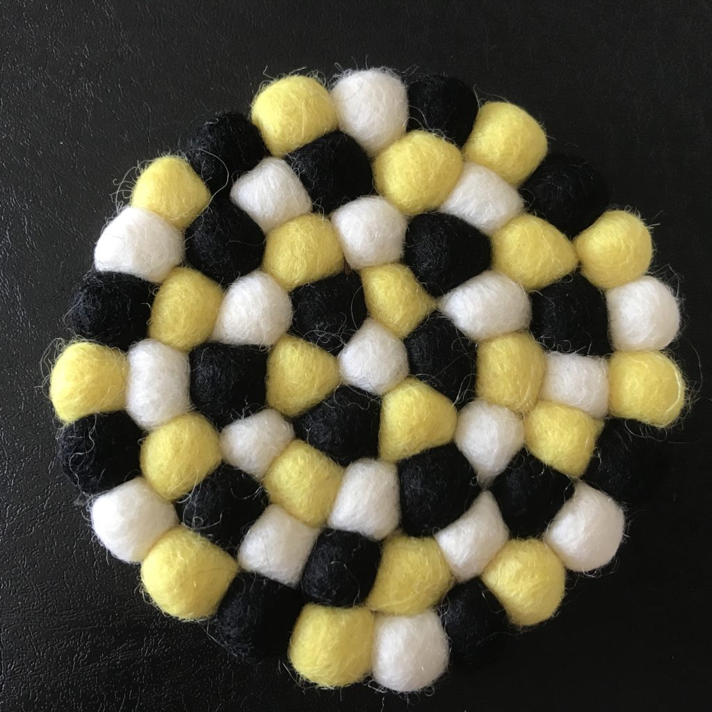 Dessous De Tasse Perles De Laine 10 Cm Thés Accessoires Puerh Et Thés Blancs